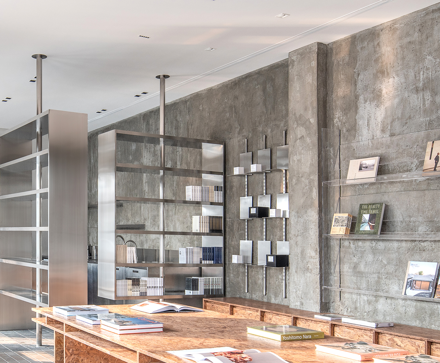 Jetlag Books Beijing Dongsi Store : +c architects